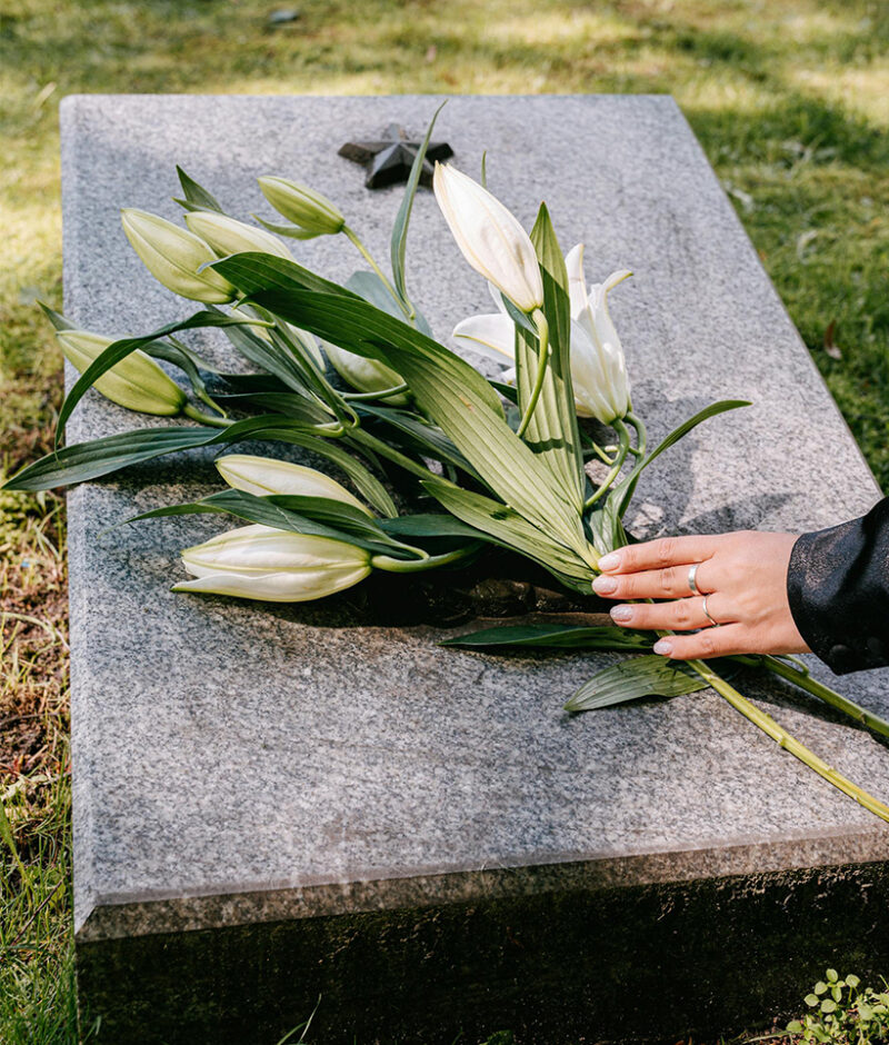 Traditional Burial In Bradford & Halifax | Samson Bairstow